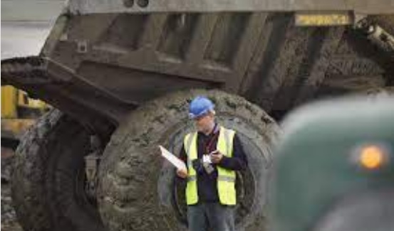 Réplique à l'article de Marc Nantel, dans L'Aut'journal, sur le dédale ...